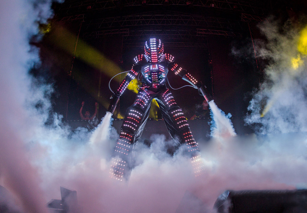 Performance Robots leds pour animation événementielle soirées